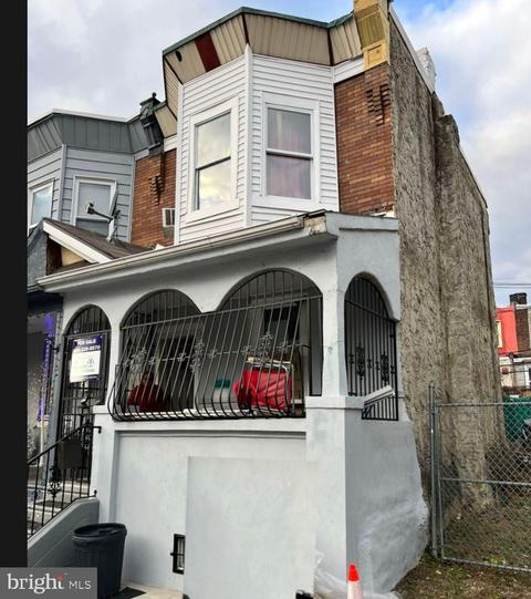 129 E Willard St, Philadelphia, PA 19134 | 2 Photos | MLS #PAPH2187866 ...