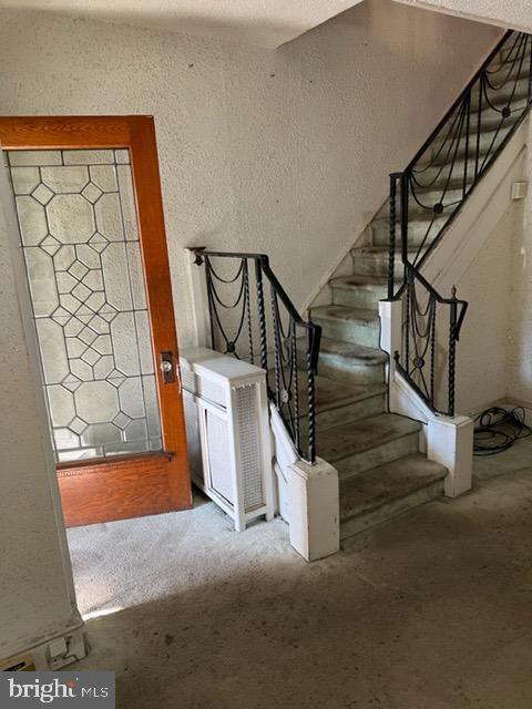 5731 Broomall St, Philadelphia, PA 19143 | 6 Photos | MLS #PAPH2198018 ...