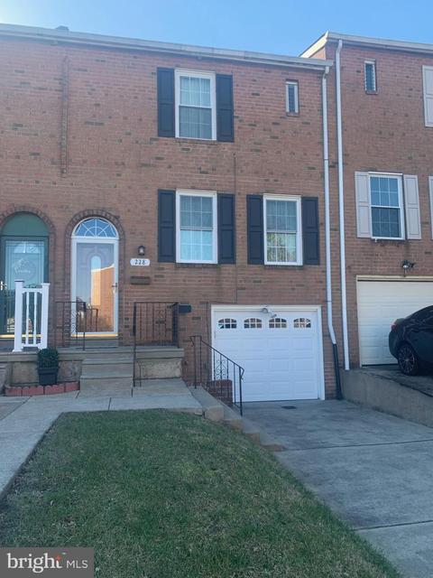 19154 Homes for Sale & 19154 Real Estate | 66 Houses - Movoto