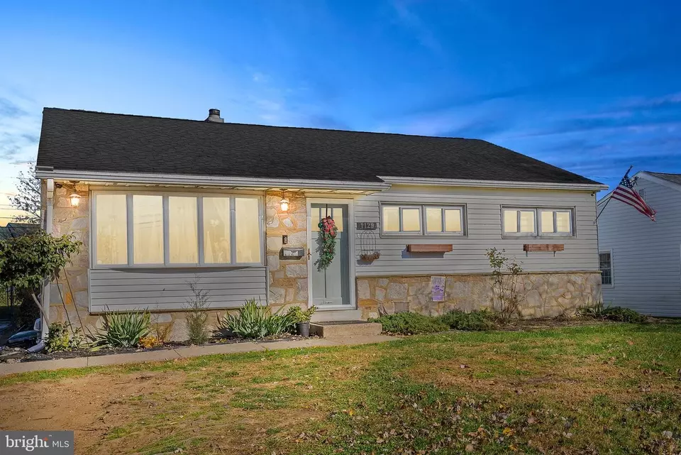 1129 Byberry Rd, Philadelphia, PA 19116 | 25 Photos - Movoto