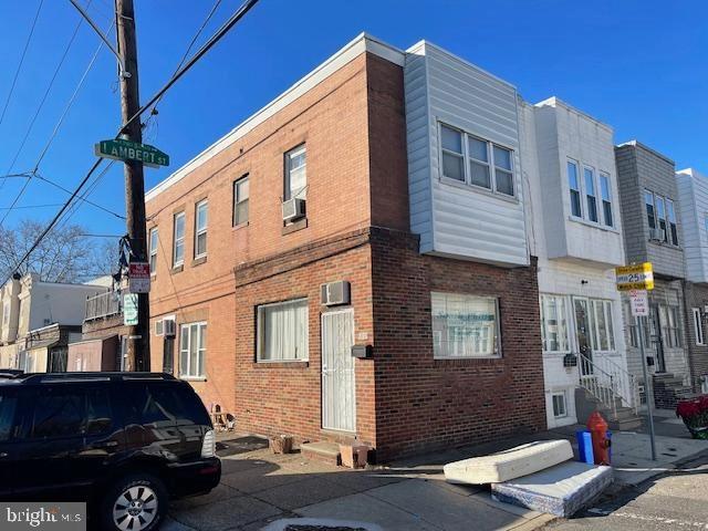 2152 S Lambert St, Philadelphia, PA 19145 | 21 Photos - Movoto