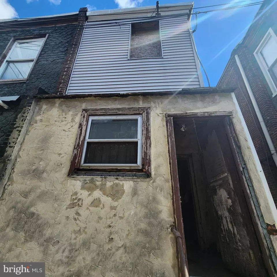 2762 N 22nd St, Philadelphia, PA 19132 | 13 Photos - Movoto