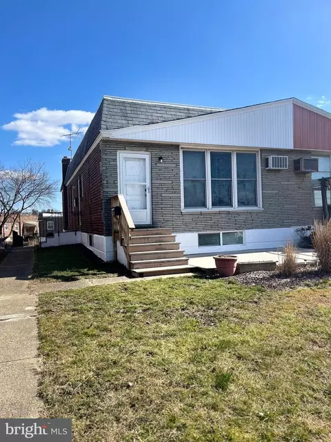 8609 Bustleton Ave, Philadelphia, PA 19152 | 21 Photos - Movoto