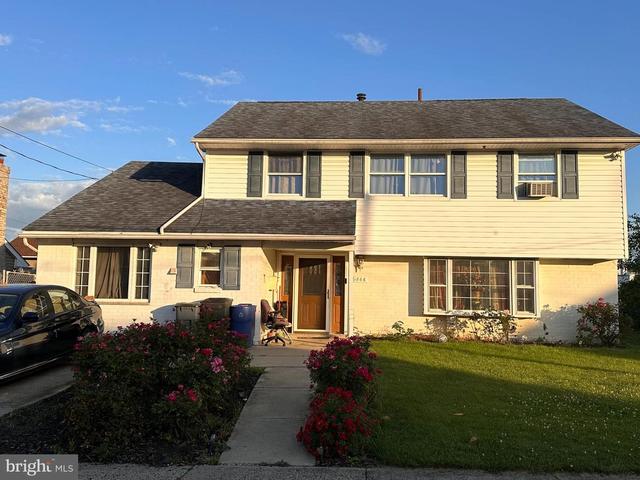 1866 Merlin Pl, Philadelphia, PA 19116 | 3 Photos - Movoto