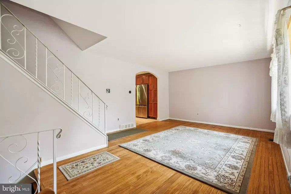 435 Kismet Ter, Philadelphia, PA 19115 | MLS# PAPH2487002 | 64 Photos ...