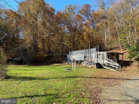 60 Twin Ponds Ln, Millerstown, PA 17062 | 12 Photos | MLS #PAPY2002206 ...