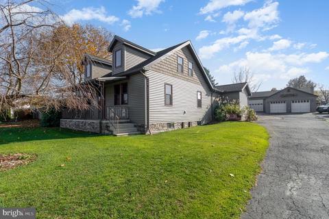 1753 W Main St, Valley View, PA 17983 | 33 Photos | MLS #PASK2008048 ...