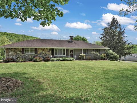 40 E Adamsdale Rd, Schuylkill Haven, PA 17972 | 41 Photos - Movoto