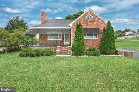 3083 N George St, York, PA 17406 | 29 Photos | MLS #PAYK2026142 - Movoto