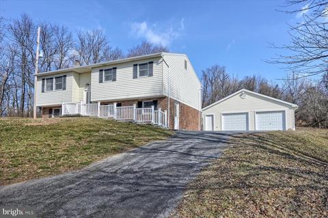 1765 County Line Rd, York Springs, PA 17372 | 36 Photos - Movoto