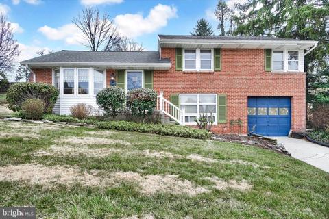 748 Clearmount Rd, York, PA 17403 | 31 Photos | MLS #PAYK2038672 - Movoto
