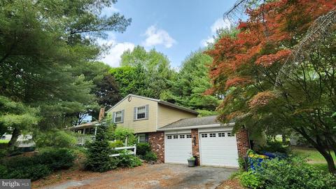 13473 Bonair Rd, Glen Rock, PA 17327 | 18 Photos | MLS #PAYK2042054 ...