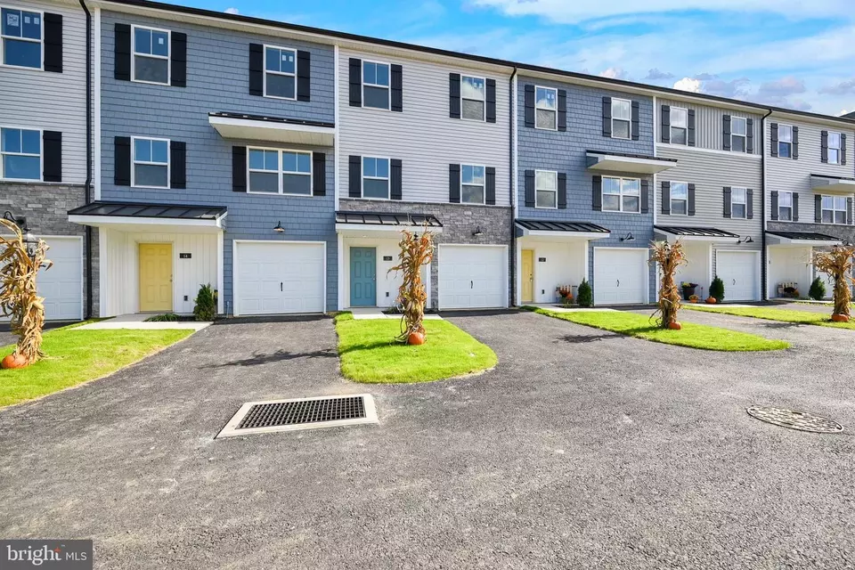 13 Landing Pl, York, PA 17408 | 35 Photos - Movoto