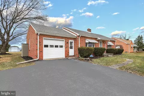 1645 Church Rd, York, PA 17408 | 35 Photos - Movoto