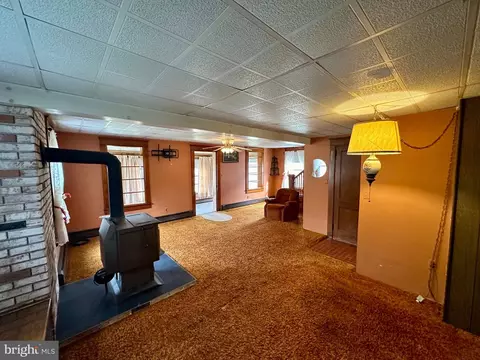 13020 Pleasant Valley Rd, Glen Rock, PA 17327 | 47 Photos - Movoto