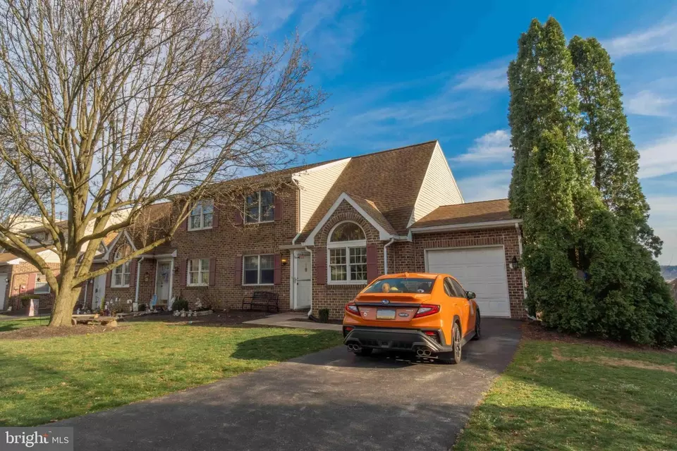 6 Jean Lo Way #6, York, PA 17406 | 46 Photos - Movoto