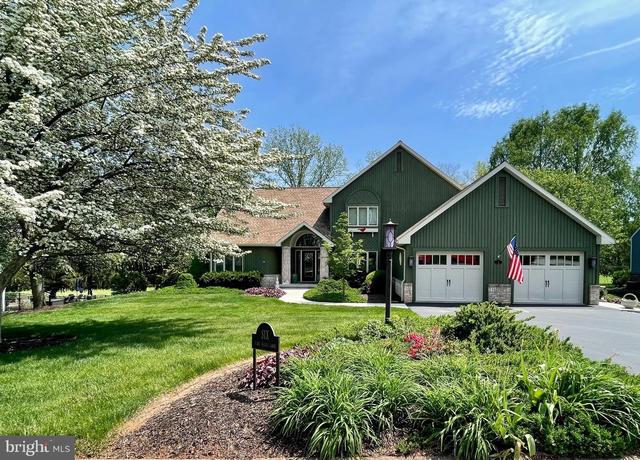 6 Pond Ridge Ln, Hanover, PA 17331 | MLS# PAYK2080878 | 6 Photos - Movoto