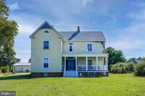 8087 Jenkins Bridge Rd, Oak Hall, VA 23416 | 24 Photos - Movoto