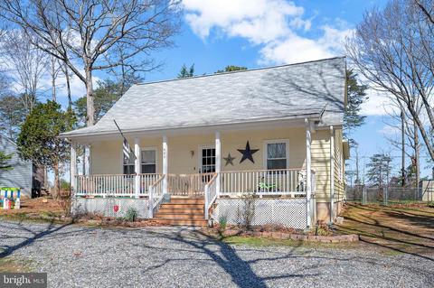 425 Cornwall Dr, Ruther Glen, VA 22546 | 40 Photos - Movoto