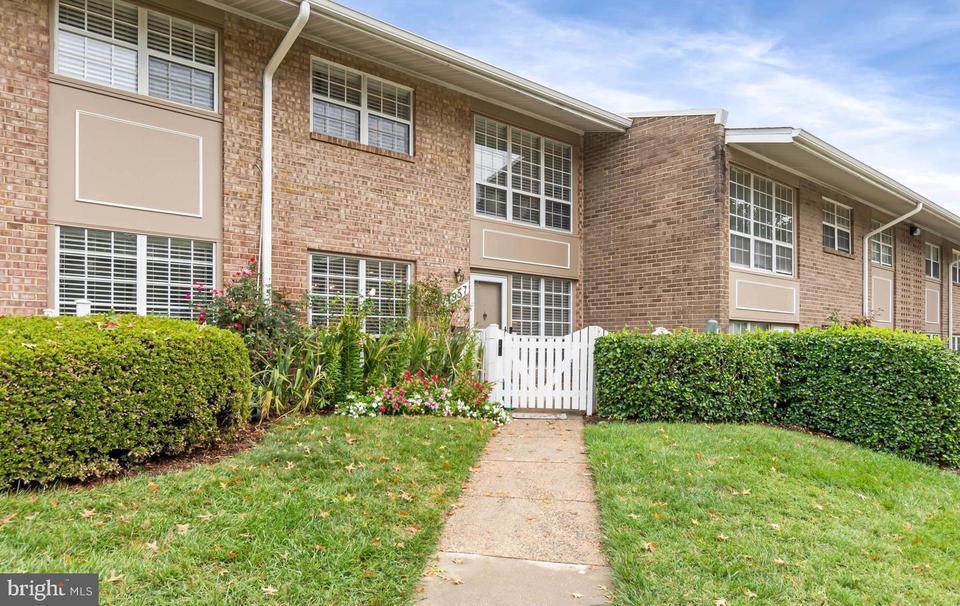 1957 Kennedy Dr #1957, Mclean, VA 22102 - Movoto