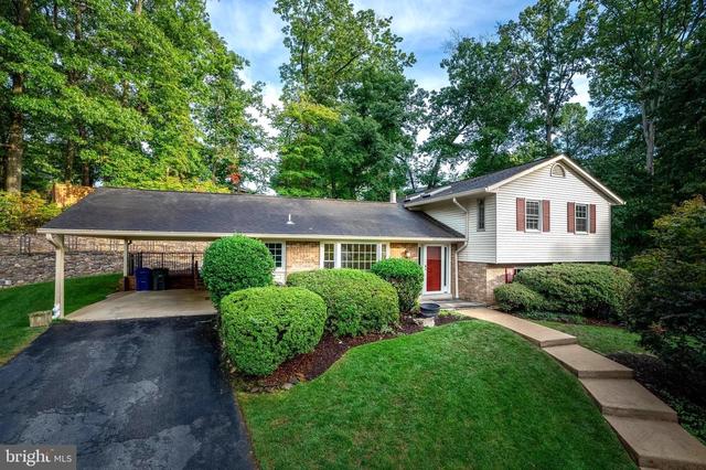 9713 Rhapsody Dr, Vienna, VA 22181 | 24 Photos - Movoto