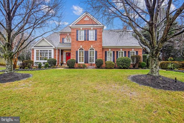 10601 Chamberlain Dr, Vienna, VA 22182 | 60 Photos - Movoto