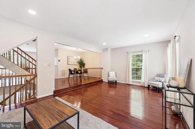 6439 Castlefin Way, Alexandria, VA 22315 | 61 Photos - Movoto