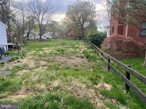 Wilson Ave, Leesburg, VA 20175 | 4 Photos | MLS #VALO2044492 - Movoto