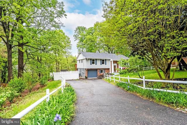 1525 Lakewood Dr, Woodbridge, VA 22192 | MLS# VAPW2093298 | 61 Photos ...