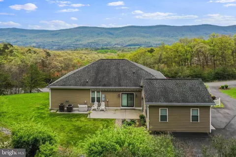 376 Bethany Ln, Fort Valley, VA 22652 | 70 Photos - Movoto