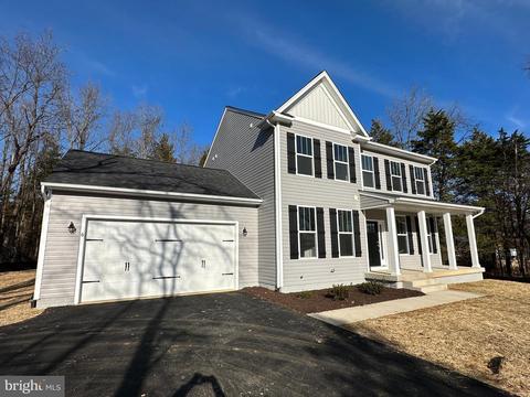 6 Old Falls Rd, Fredericksburg, VA 22405 | 24 Photos | MLS #VAST2017408 ...