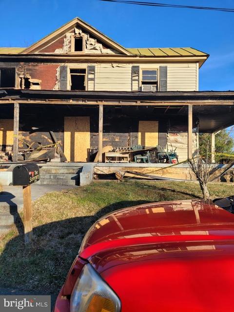 1303 Warren Ave, Front Royal, VA 22630 | 9 Photos - Movoto