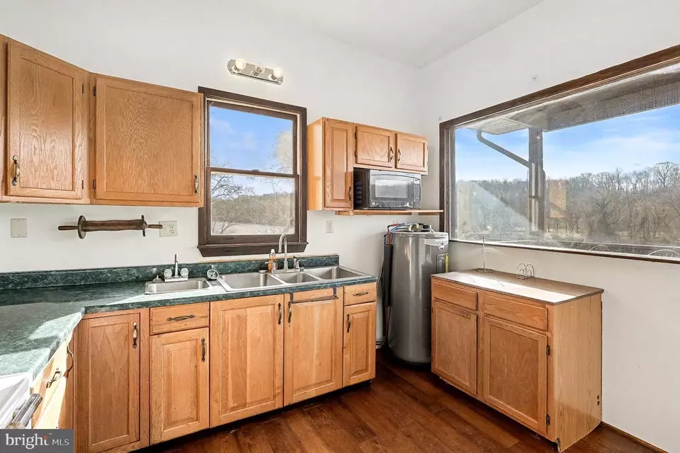 167 Beckwith Dr, Front Royal, VA 22630 | MLS# VAWR2012874 | 27 Photos ...