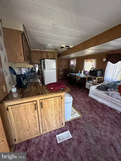 4 River Bend Park Road, Falling Waters, WV 25419 | 20 Photos - Movoto