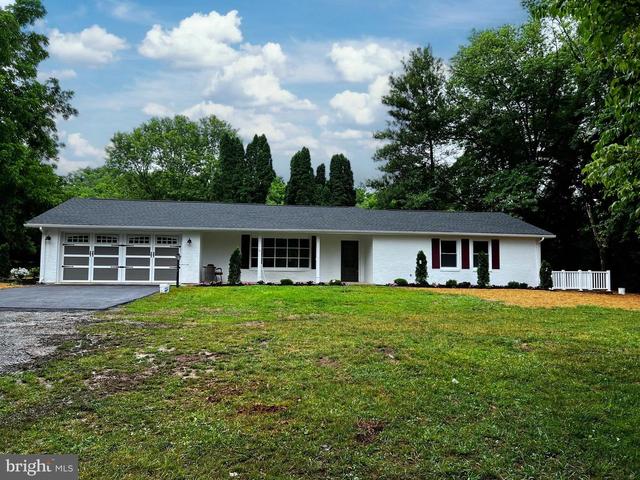 12696 Leetown Rd, Kearneysville, WV 25430 | 3 Photos - Movoto