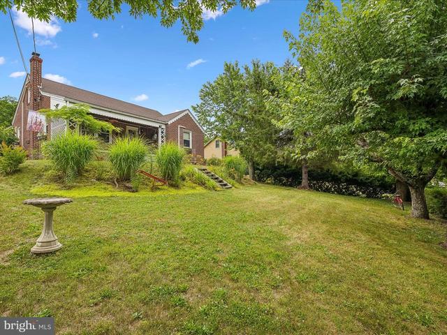 20 Hudson St, Berkeley Springs, WV 25411 | 63 Photos - Movoto