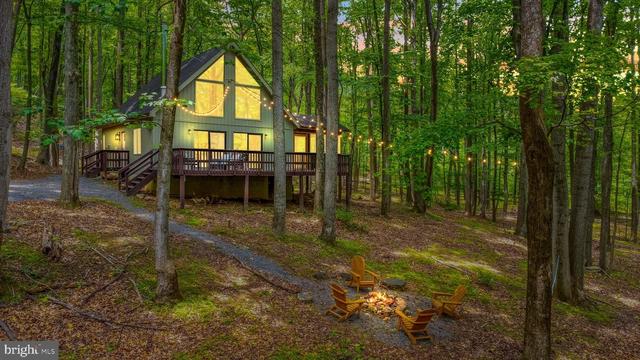 114 Limestone Ln, Berkeley Springs, WV 25411 | MLS# WVMO2006068 | 3 ...