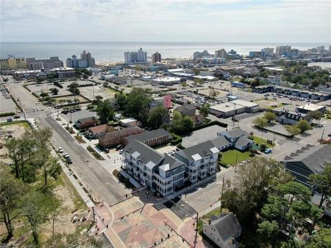 424 19th St, Virginia Beach, VA 23451 | 45 Photos | MLS #10337192 - Movoto