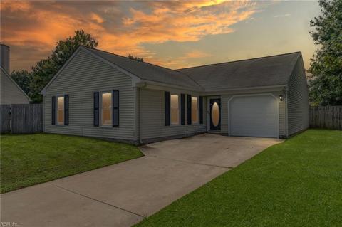 1940 Stillmeadow Ct, Virginia Beach, VA 23456 | 47 Photos - Movoto