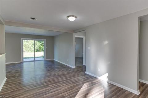 1669 Knight St, Hampton, VA 23669 | 19 Photos | MLS #10461796 - Movoto
