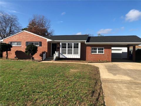 8117 Walters Dr, Norfolk, VA 23518 | 24 Photos | MLS #10467018 - Movoto
