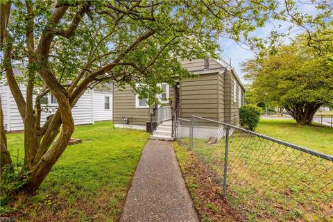 3101 Wickham Ave, Newport News, VA 23607 | 35 Photos | MLS #10483674 ...