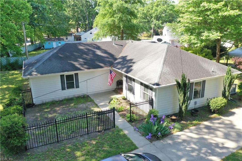 1103 Kempsville Rd, Norfolk, VA 23502 | 39 Photos - Movoto