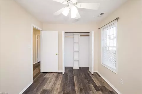 1508 Snowbird Ct, Virginia Beach, VA 23454 | 22 Photos - Movoto