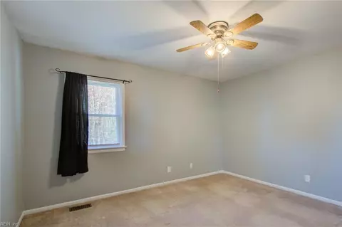 705 Dandy Loop Rd, Yorktown, VA 23692 | 50 Photos - Movoto