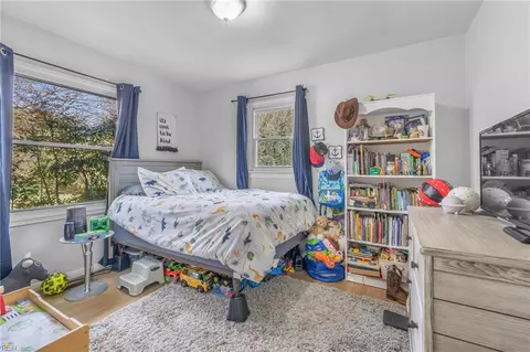 323 Big Bethel Rd, Hampton, VA 23666 | 27 Photos - Movoto