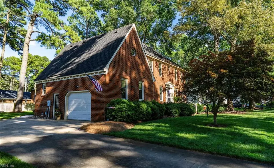 921 Montebello Cir, Chesapeake, VA 23322 | 50 Photos - Movoto