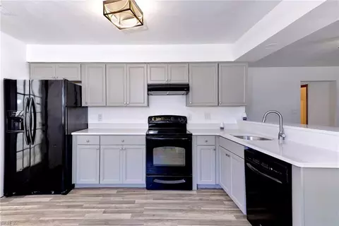 4318 Tindall Ct, Newport News, VA 23602 | 35 Photos - Movoto