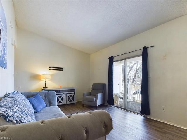 5606 Summit Arch Arch, Virginia Beach, VA 23462 | 24 Photos - Movoto