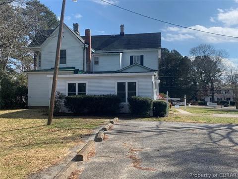 837 Gloucester Rd, Saluda, VA 23149 | 25 Photos | MLS #2203576 - Movoto